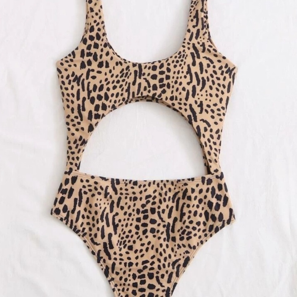 Cheetah Cutout Swimsuit One Piece - Gem